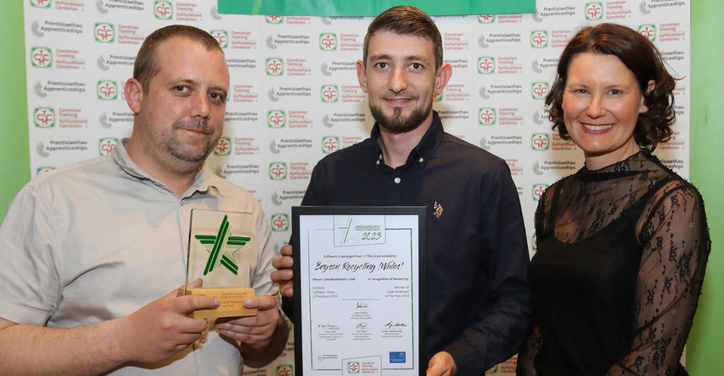 Alex Hogg returns to deliver ‘digital solution’ for training provider