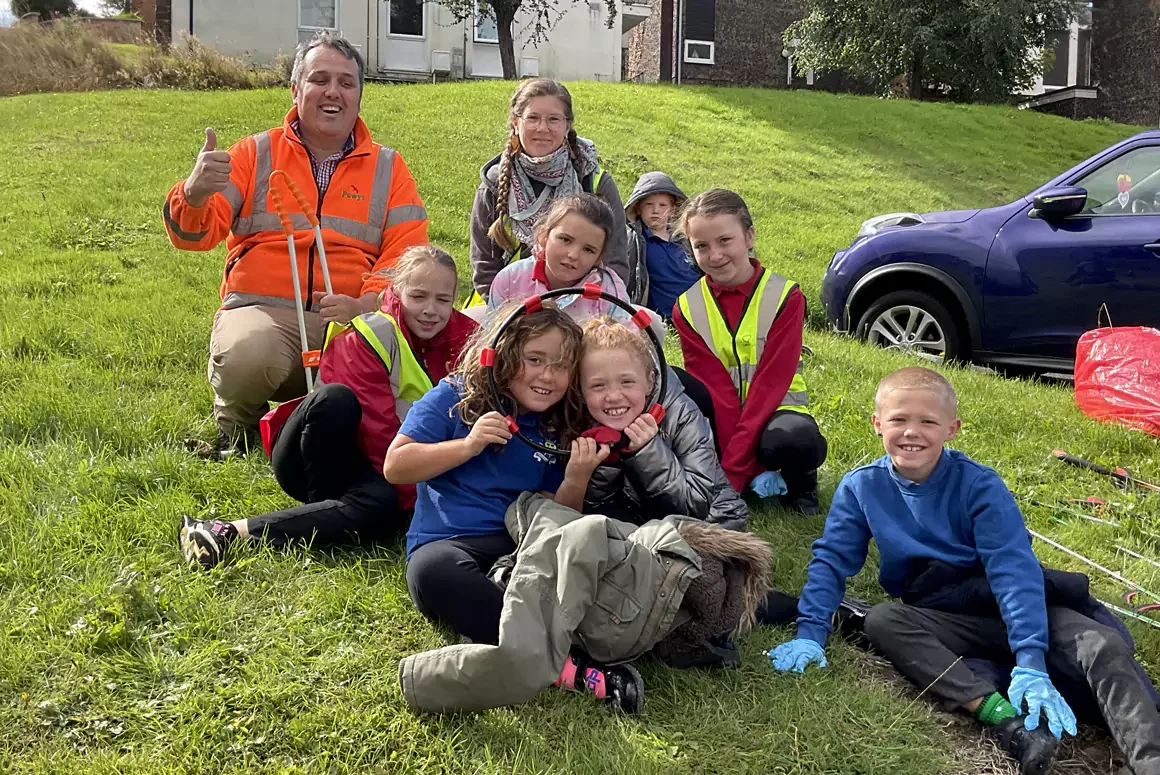 Nearly 3,000 Bags of Litter Removed by Volunteers | Welsh Country